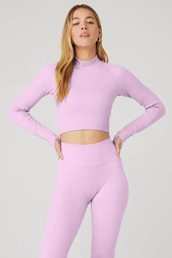 (87)alo yoga リブ編み クロップトップ パープル Alo Yoga Seamless Cable Knit Long Sleeve Top - Sugarplum Pink